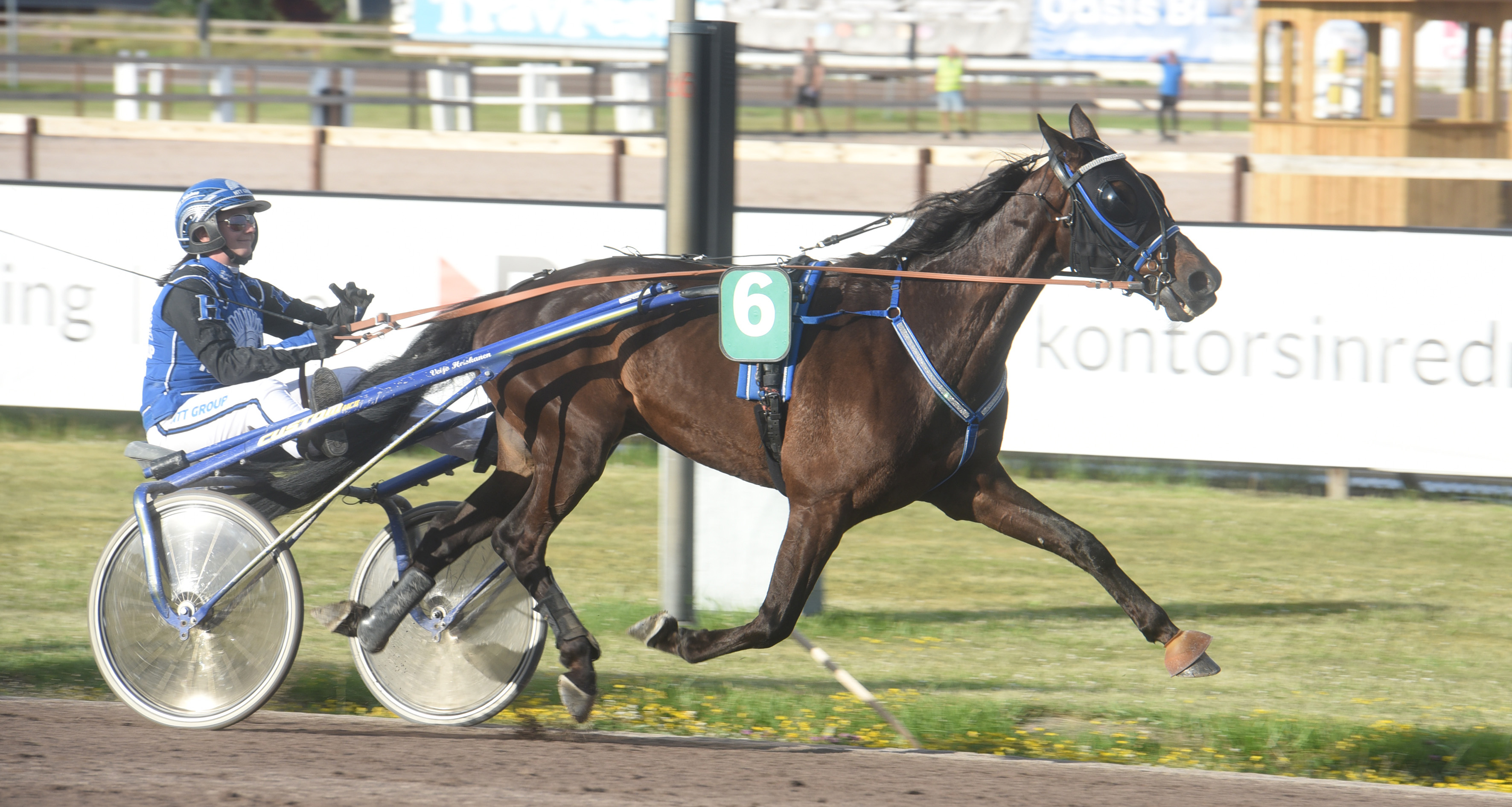 Körsvennerna klara i Helen Ann Johansson Invitation
